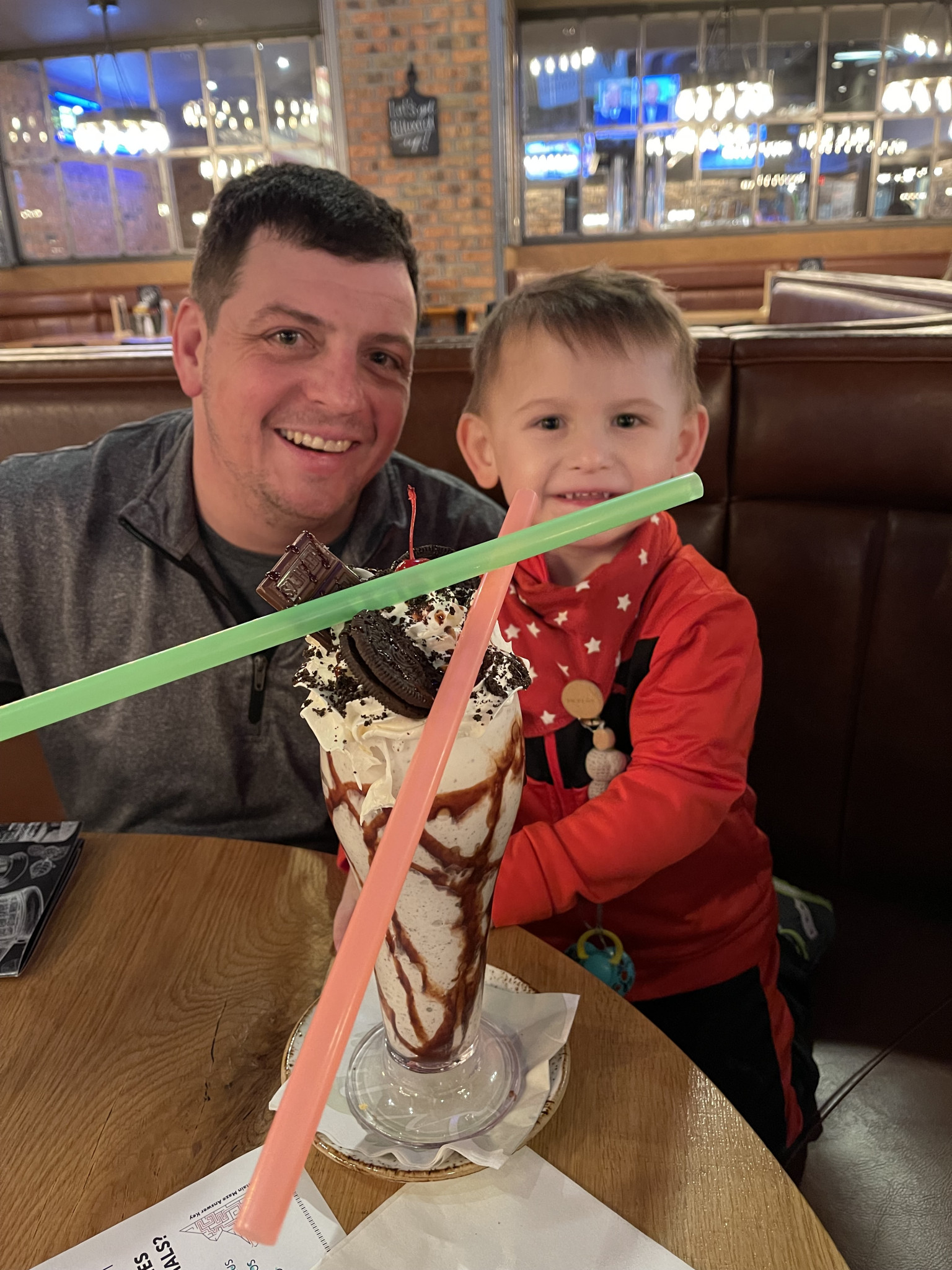 Danielle Lavery | Super Mom