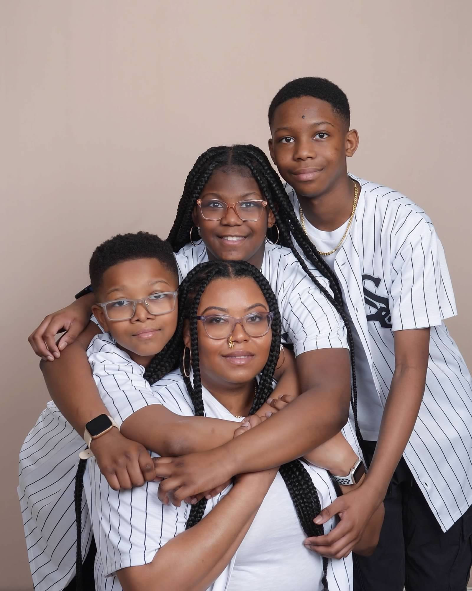 Raven Jones | Super Mom